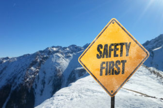 Ski fall - Correct behaviour in the event of ski accidents & falls