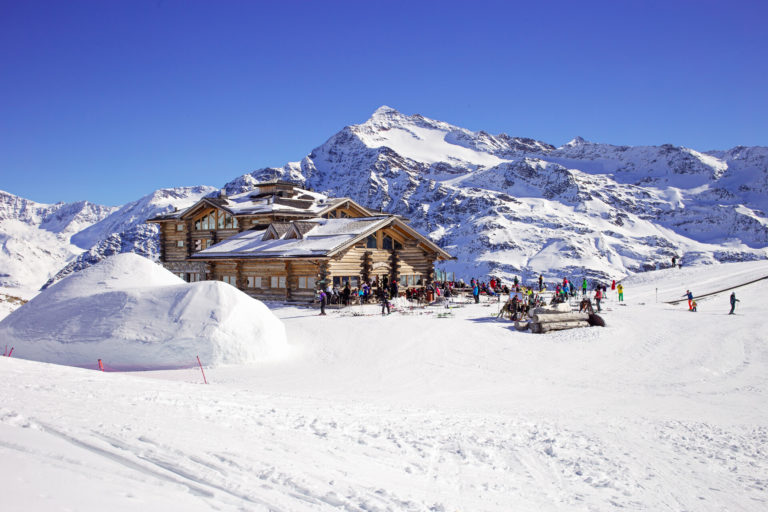 Top 10 highest ski resorts in Italy - snow reliability